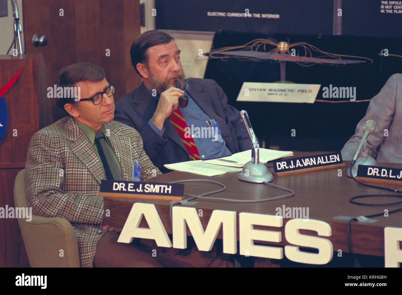 James edward allen hi-res stock photography and images - Alamy