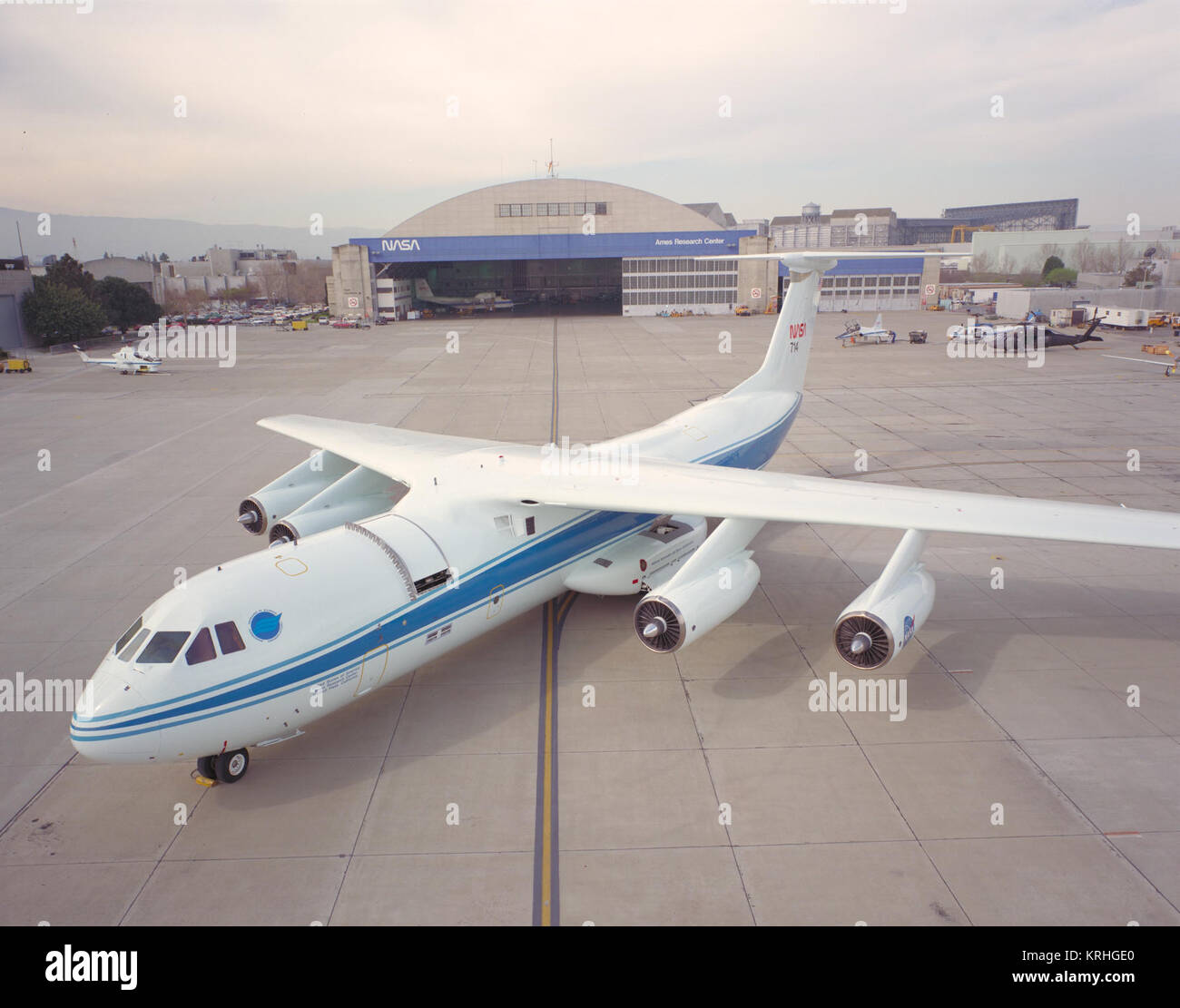 KAO (NASA-714) on ramp Stock Photo - Alamy