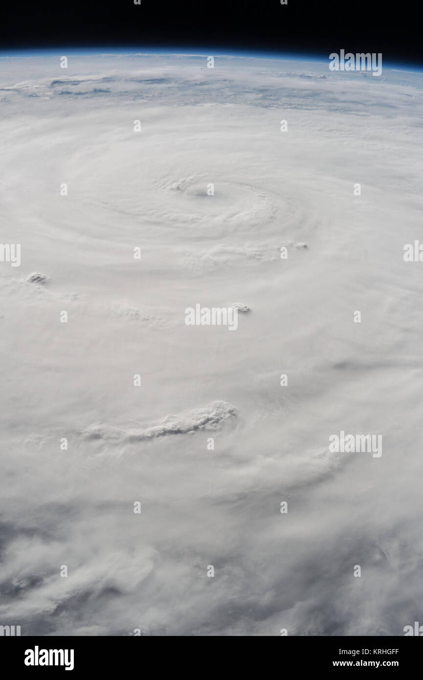 ISS-44 Typhoon Soudelor (4 Stock Photo - Alamy