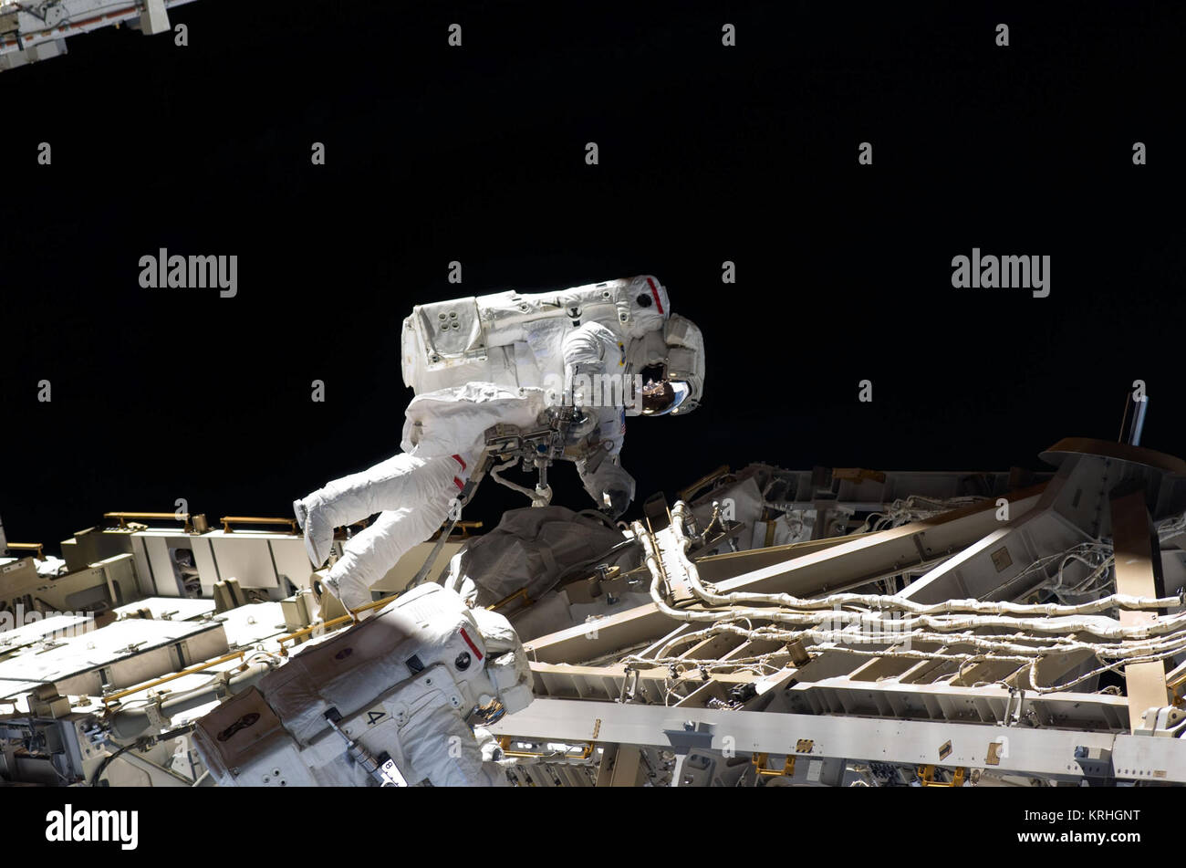 STS-126 EVA2 02 Stock Photo - Alamy