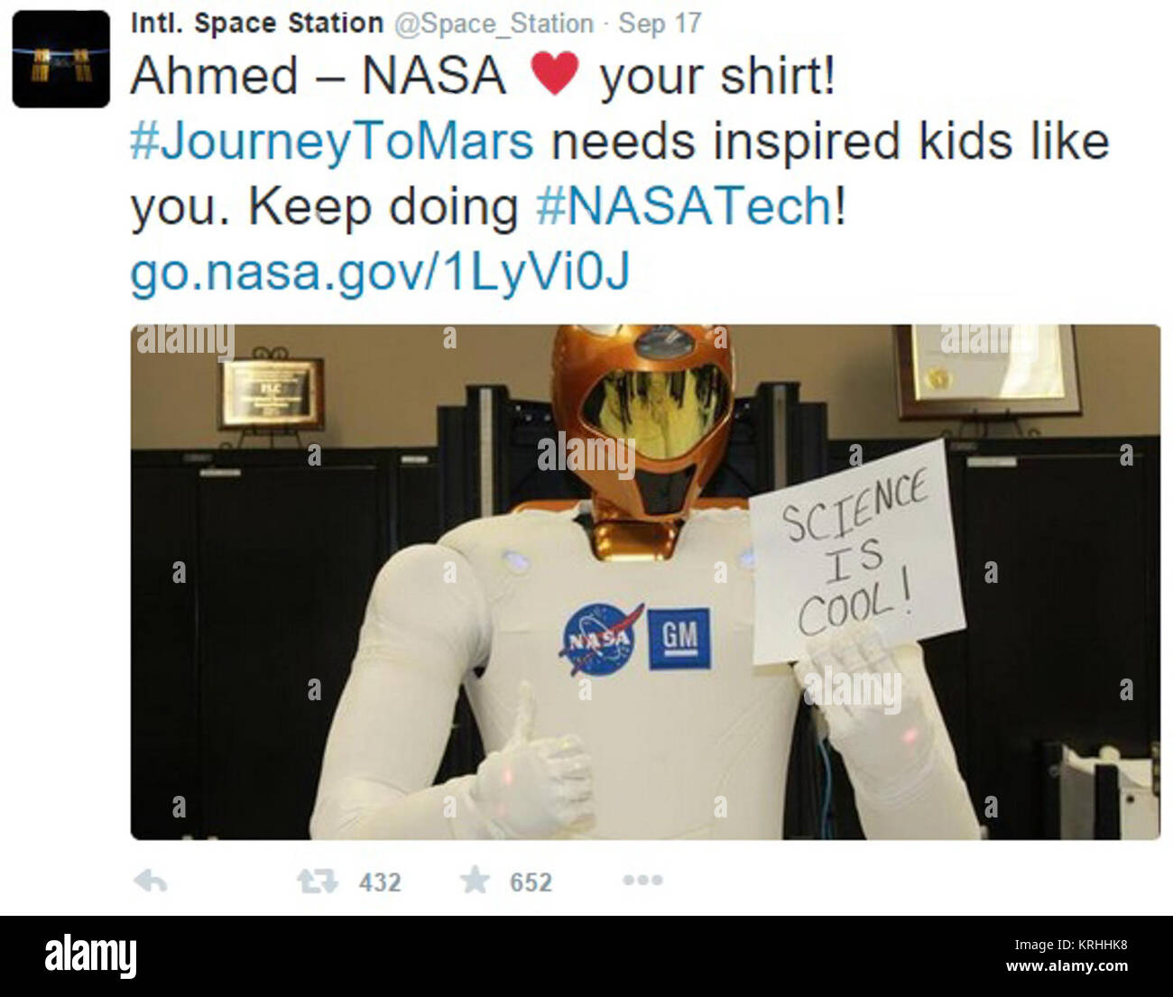 Student social media advocacy hi-res stock photography and images - Alamy