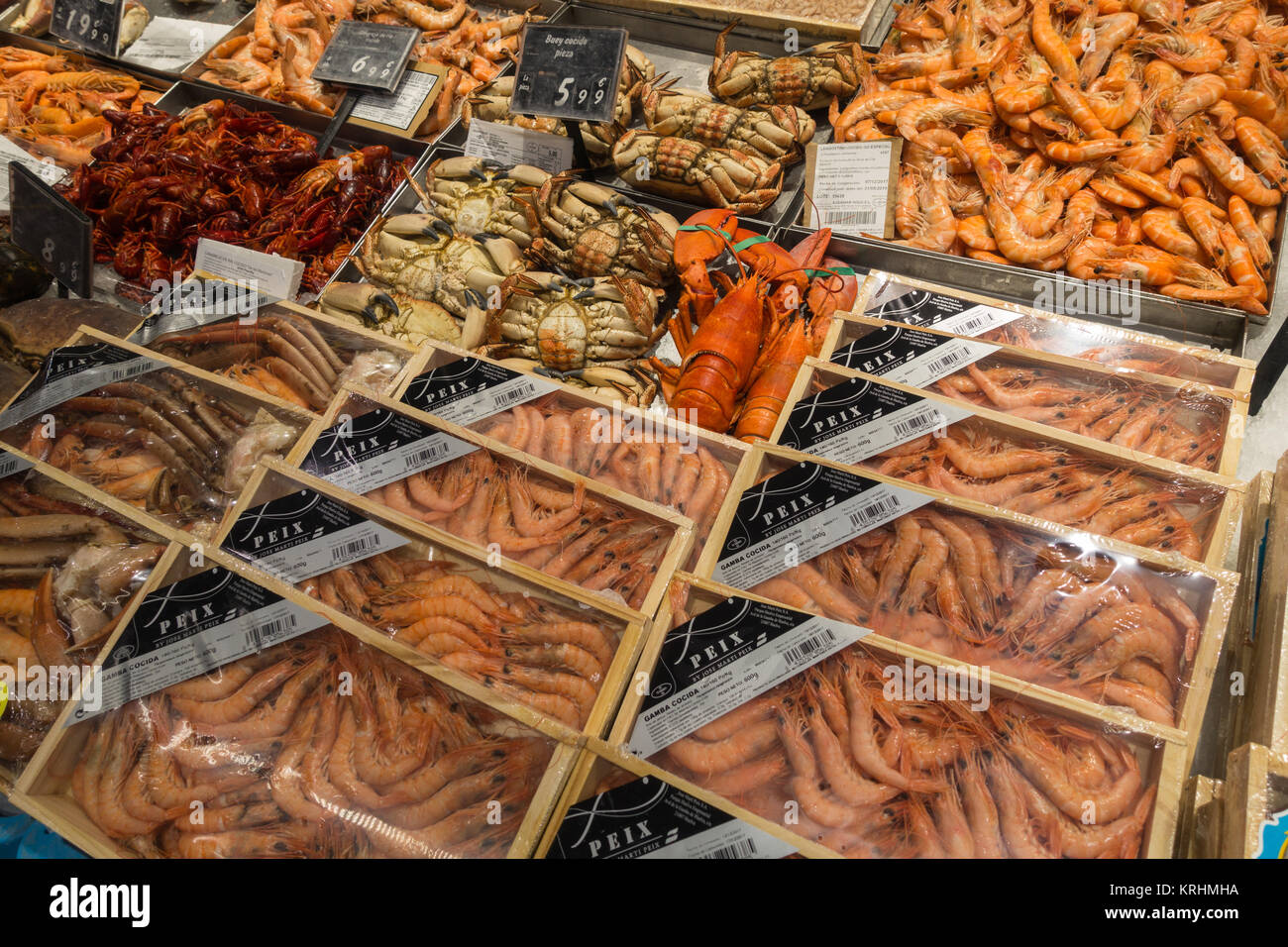 Frozen seafood hi-res stock photography and images - Alamy