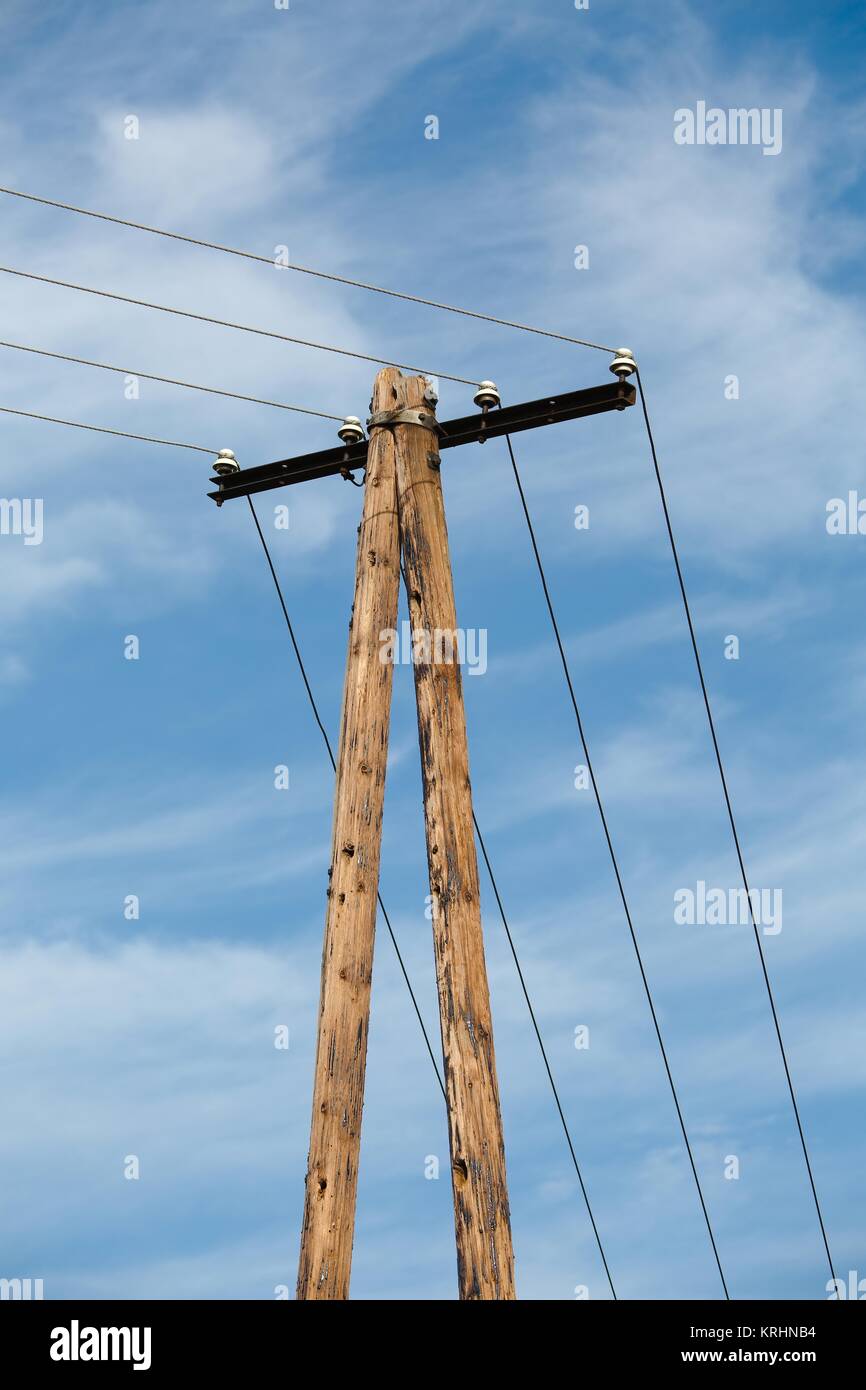 Electric line post Stock Photo - Alamy