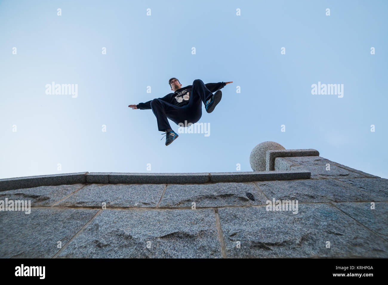 Jumping from the wall hi-res stock photography and images - Alamy