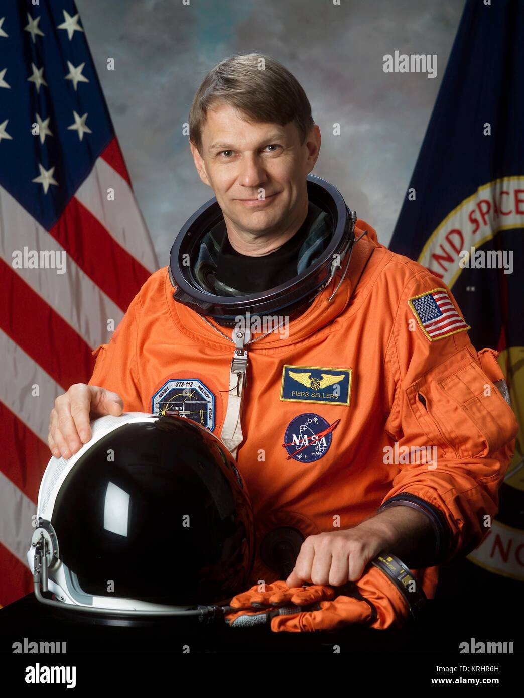 Official portrait of NASA International Space Station Space Shuttle ...