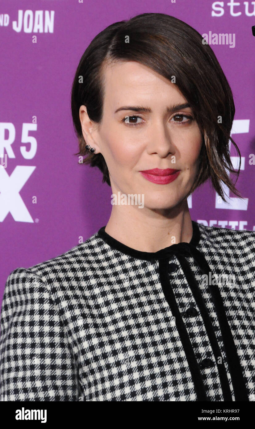 HOLLYWOOD, CA - MARCH 01: Actress Sarah Paulson attends the premiere of ...