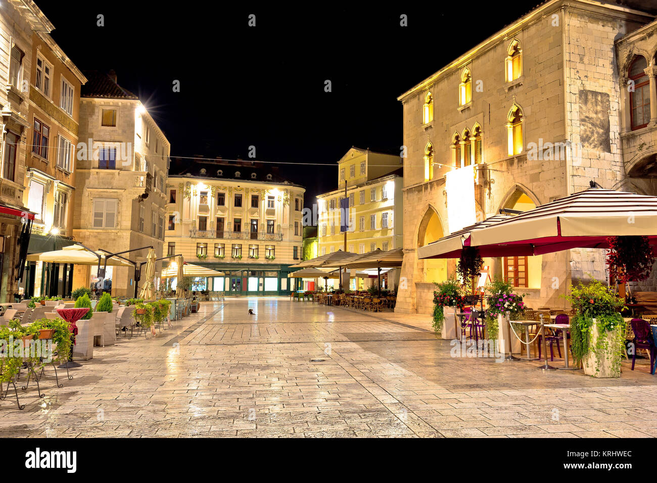 Old square in Split night view Stock Photo - Alamy