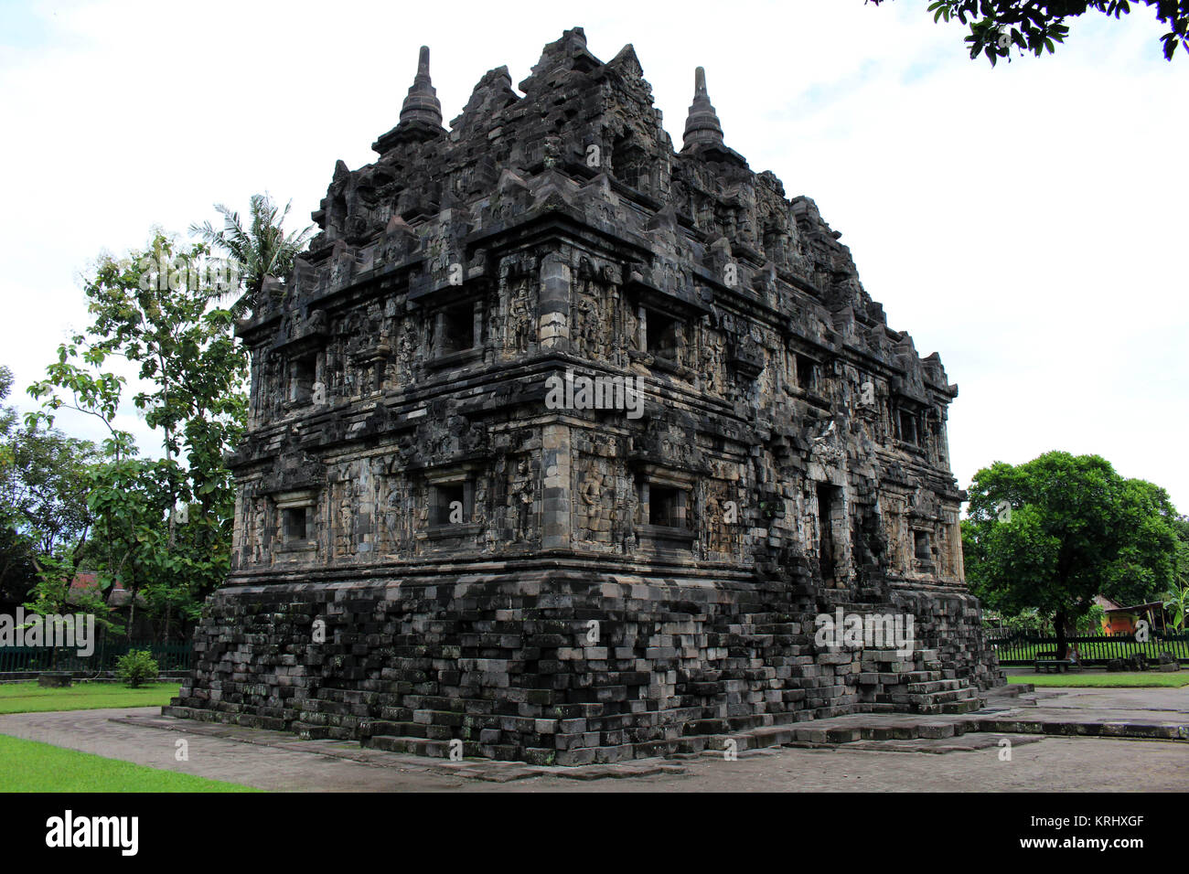Jogjakarta in Indonesia has dozens temples (beside the popular ...