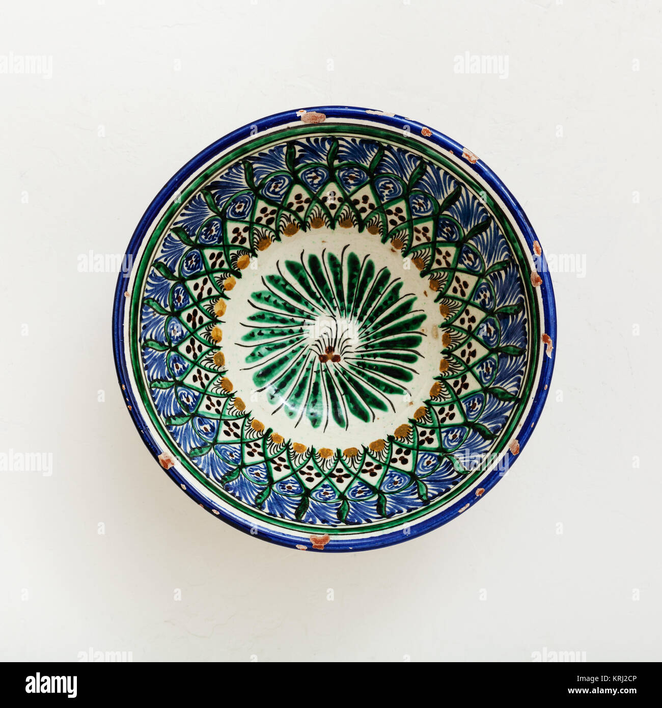traditional central asian bowl on plastering plate Stock Photo - Alamy