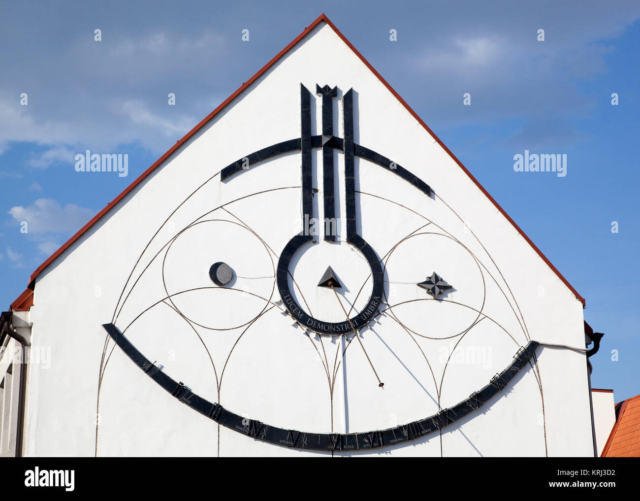Smile exterior hi-res stock photography and images - Alamy