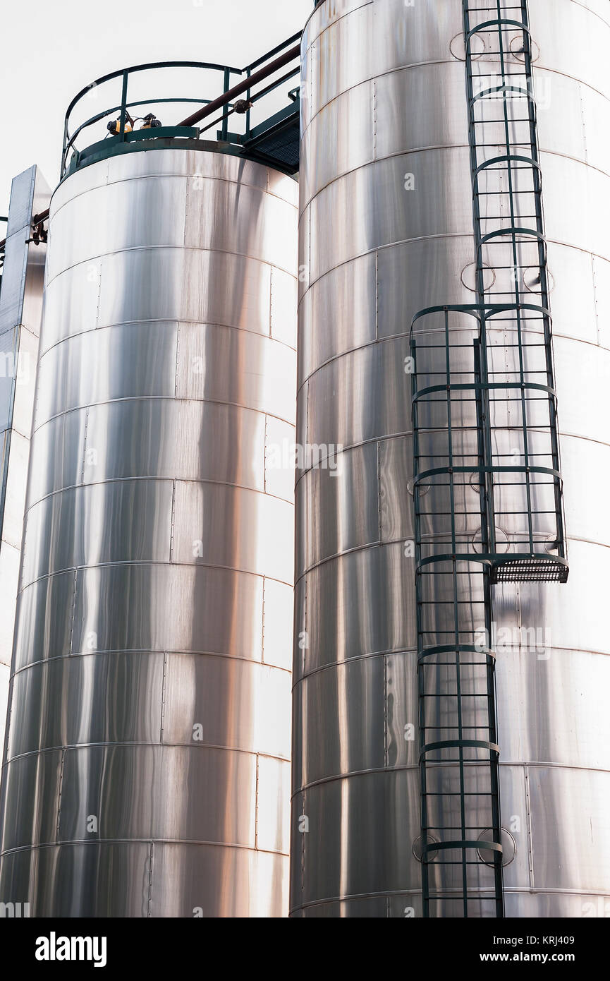 Silos for chemical production hi-res stock photography and images - Alamy