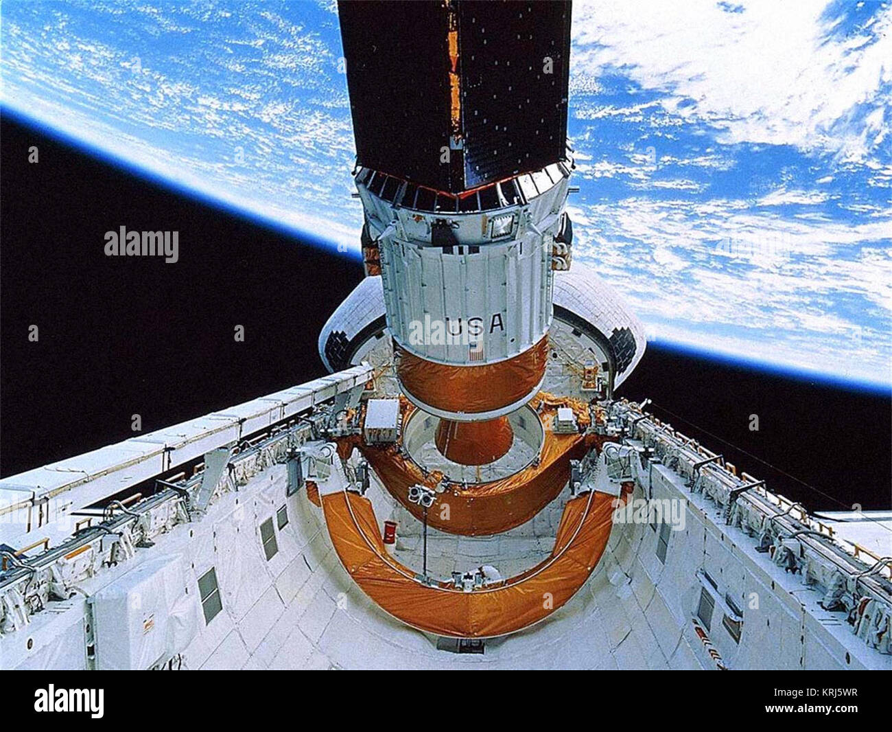 1989 s29 TDRS-D deployment Stock Photo - Alamy