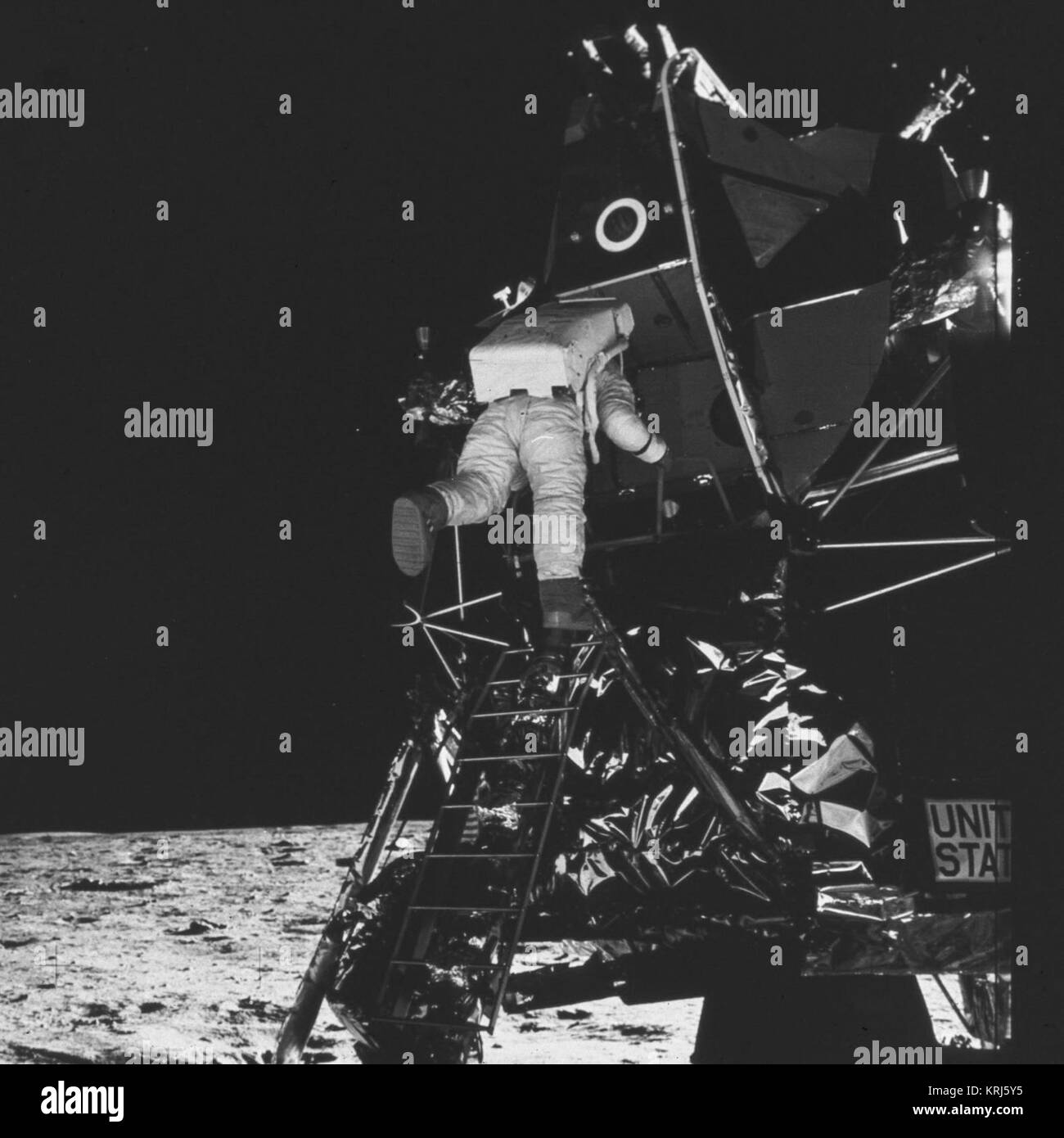 Nasa apollo mission crew Black and White Stock Photos & Images - Alamy