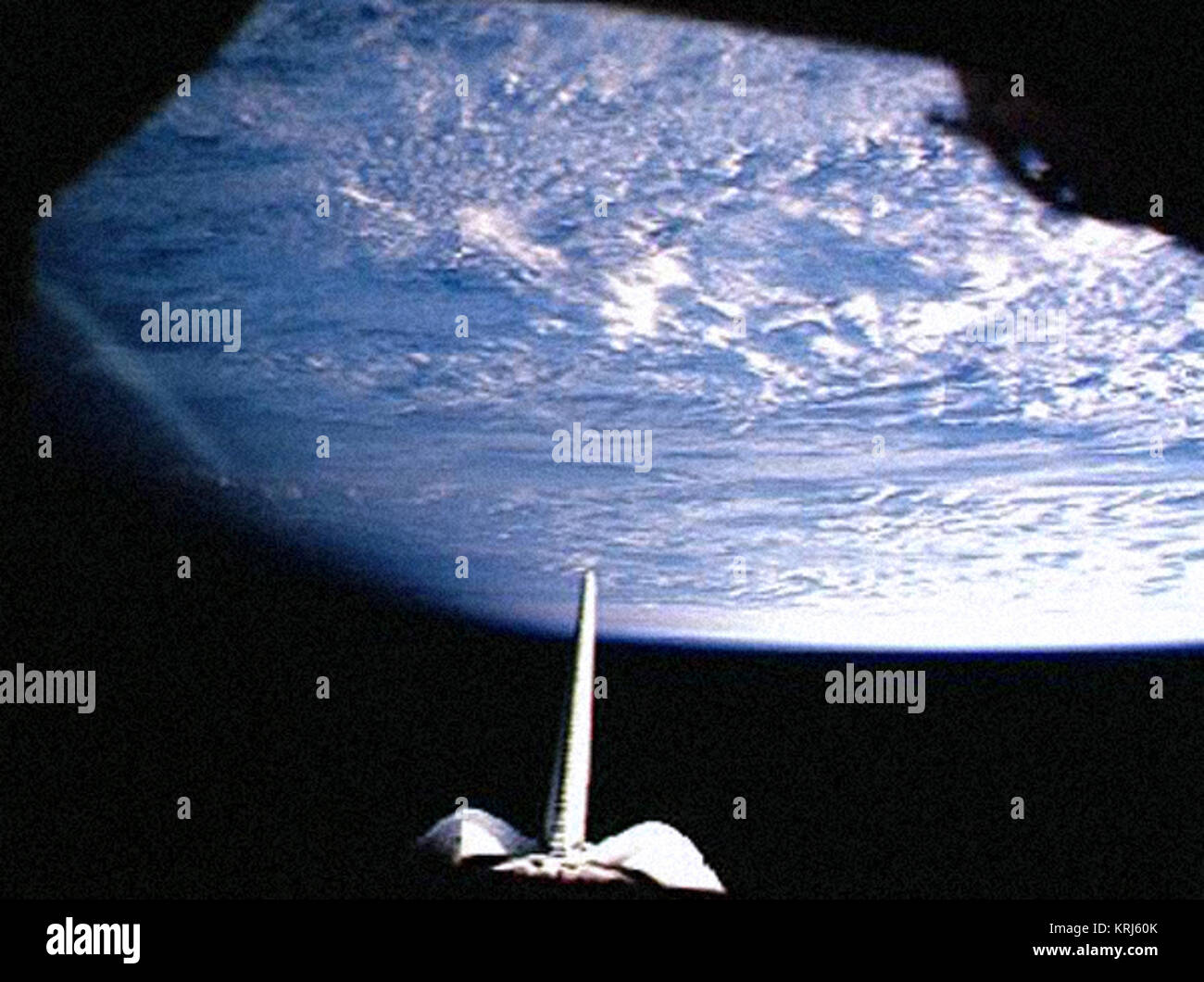 Sts 33 hi-res stock photography and images - Alamy