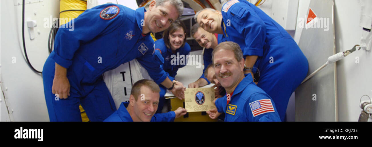 Sts 125 hi-res stock photography and images - Alamy