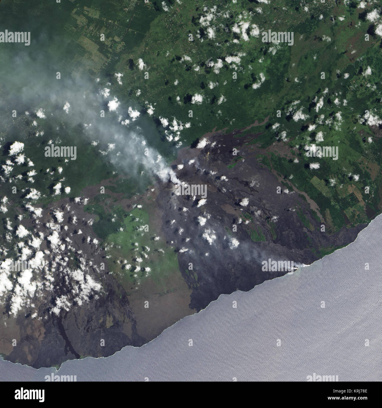 Monitoring seismic activity hi-res stock photography and images - Alamy