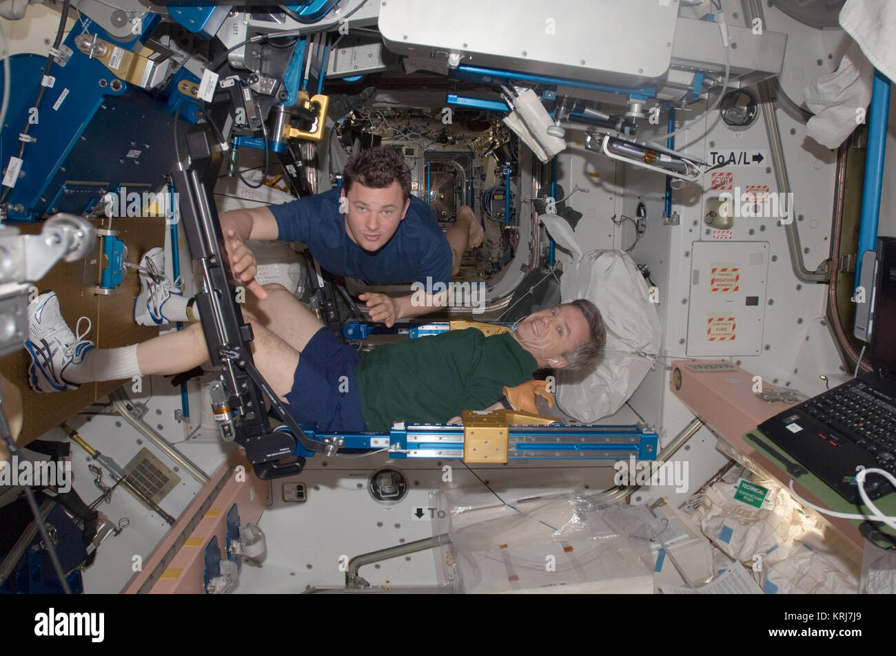 ISS-20 Robert Thirsk exercises using the aRED in the Unity node Roman ...