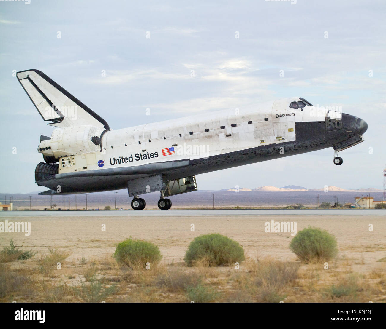 Space shuttle sts 128 mission nasa hi-res stock photography and images - Alamy