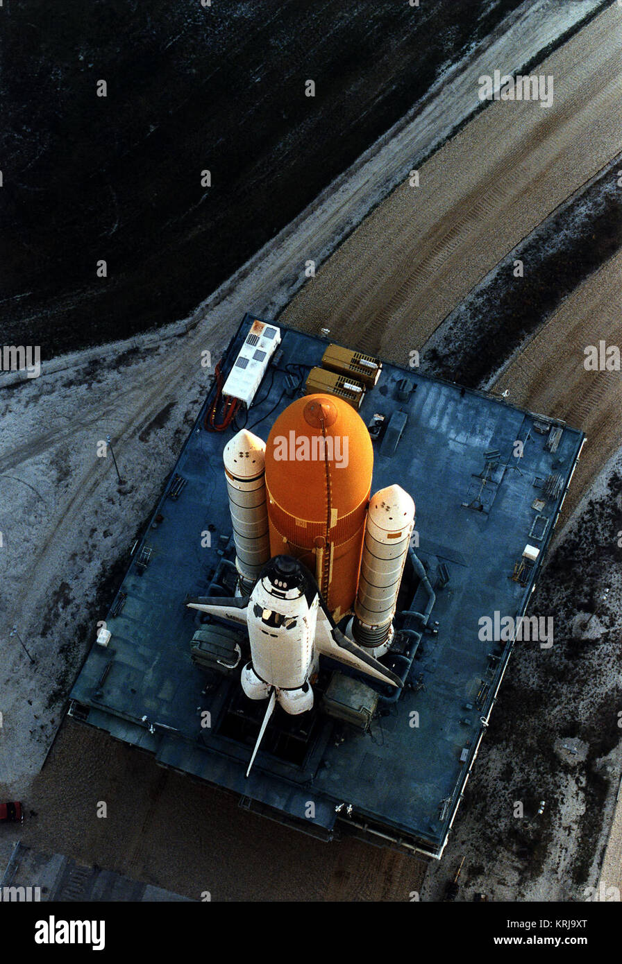 Mobile launcher platform hi-res stock photography and images - Alamy