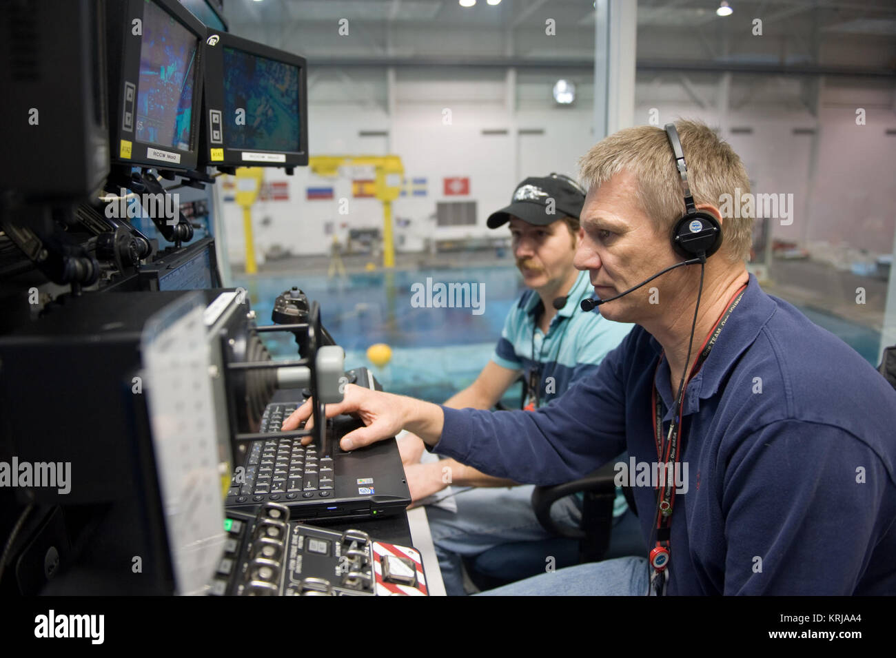 STS-132 crew members Garrett Reisman and Stephen Bowen during ...