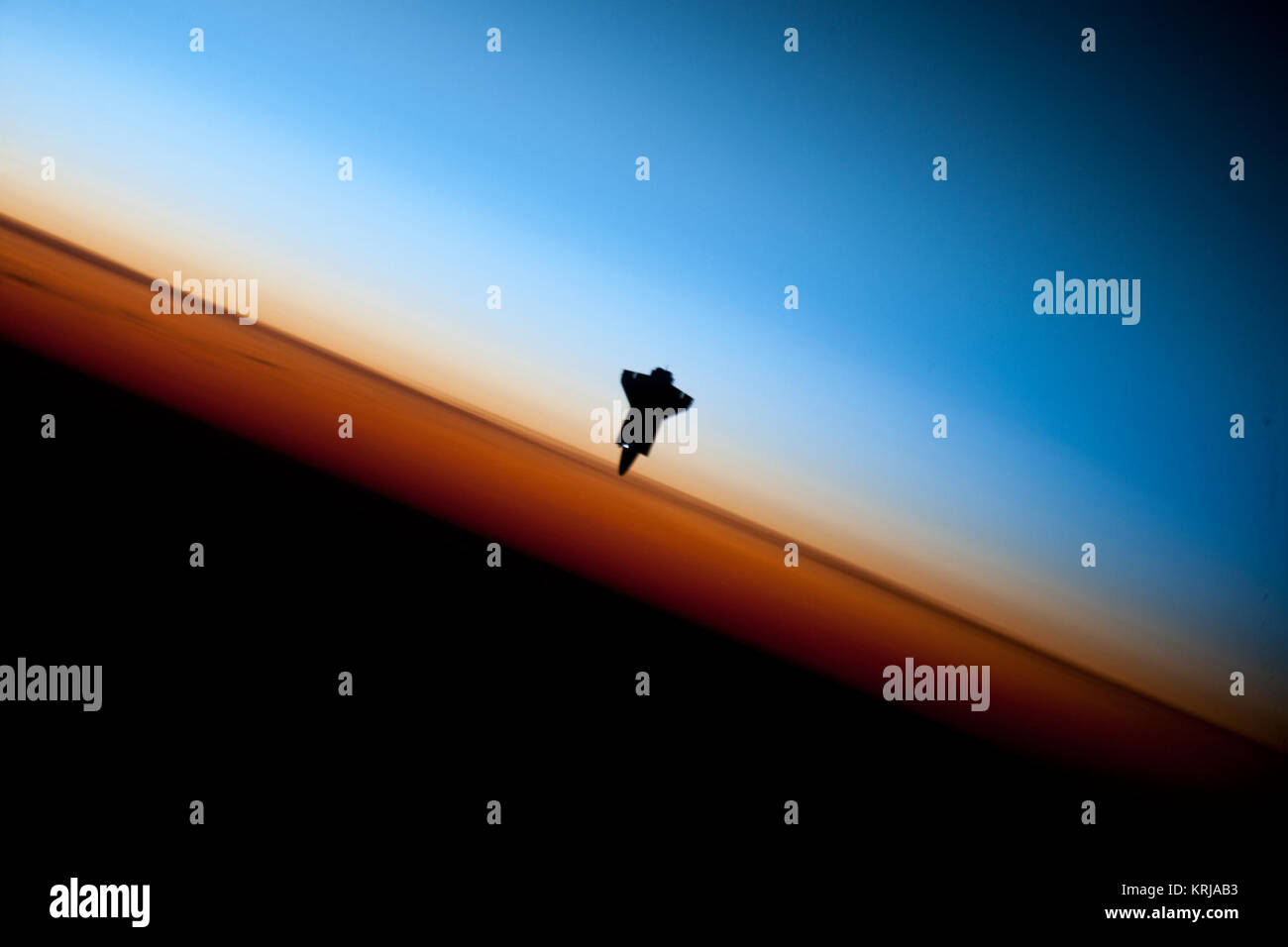 Endeavour STS-130 Earth Limb Stock Photo - Alamy