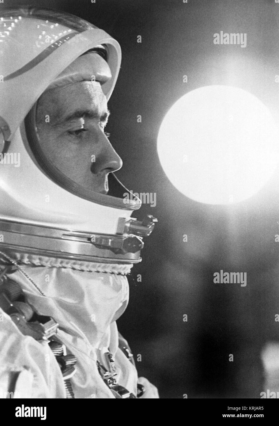 Simulation study Black and White Stock Photos & Images - Alamy