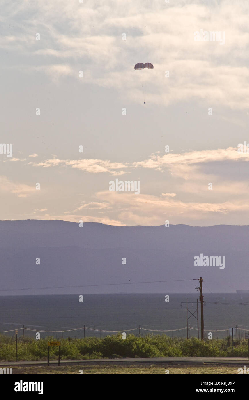 Integrated flight test hi-res stock photography and images - Alamy