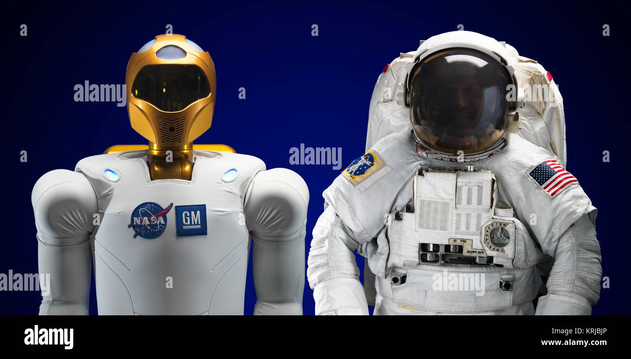 High quality production photos of Robonaut (R2) in Building 14 EMI ...