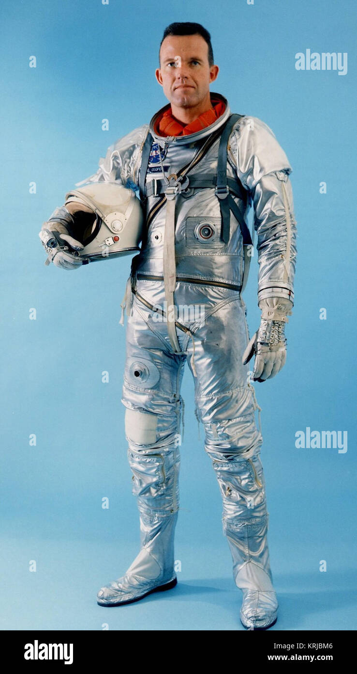Mercury space suit hi-res stock photography and images - Alamy