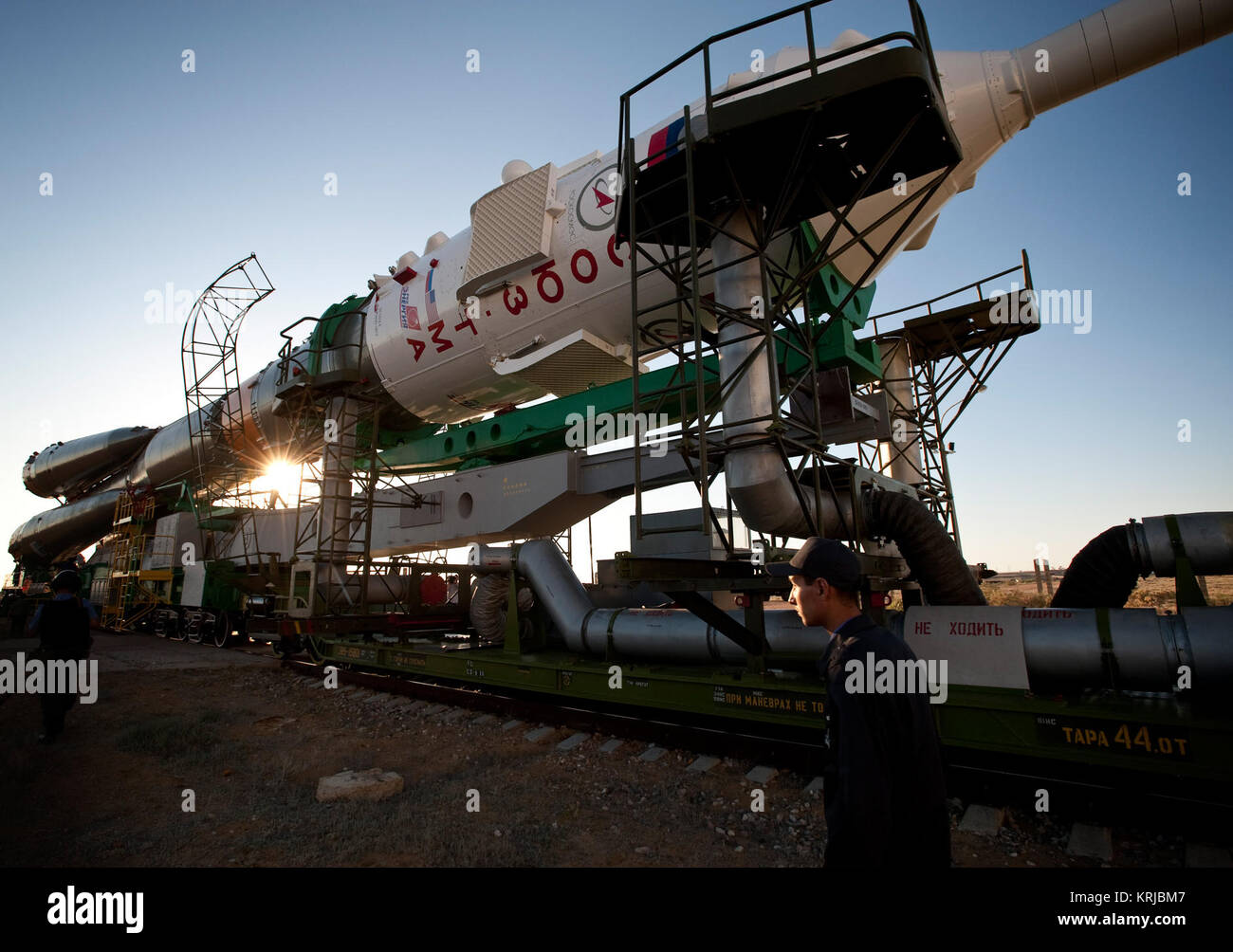 The Soyuz TMA-19 spacecraft is rolled out by train to the launch pad at ...
