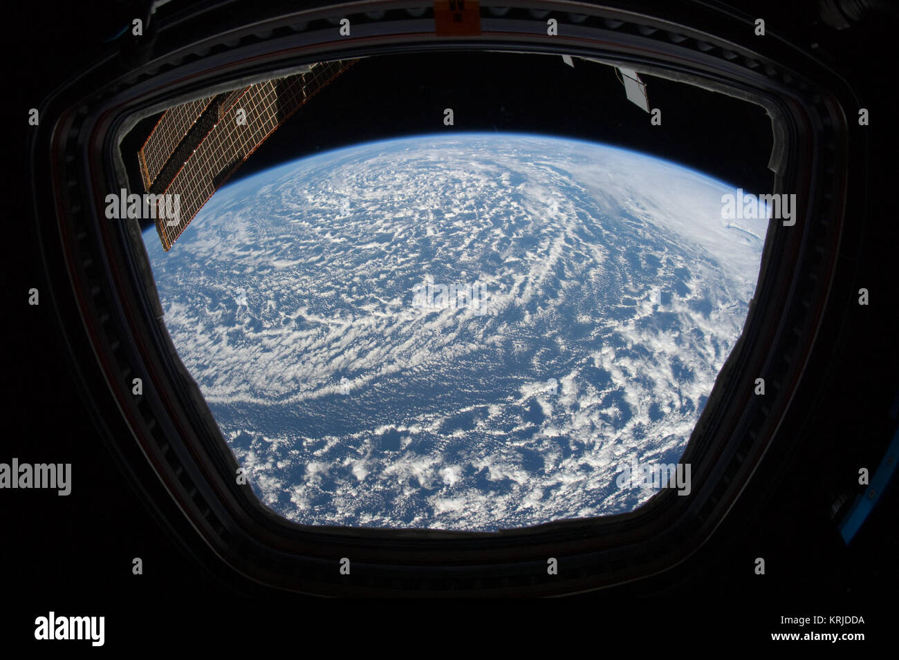 Large Low Pressure System Northeastern Pacific Stock Photo - Alamy
