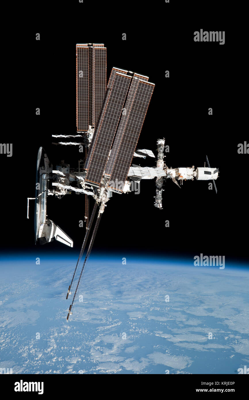 ISS and Endeavour seen from the Soyuz TMA-20 spacecraft 31 Stock Photo ...