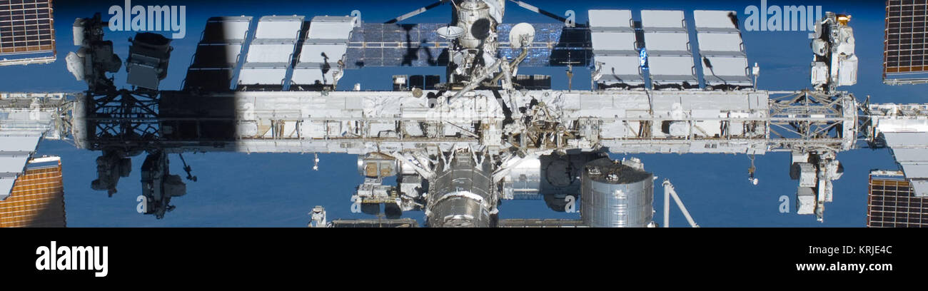 ISS Mobile Transporter railway system Stock Photo - Alamy