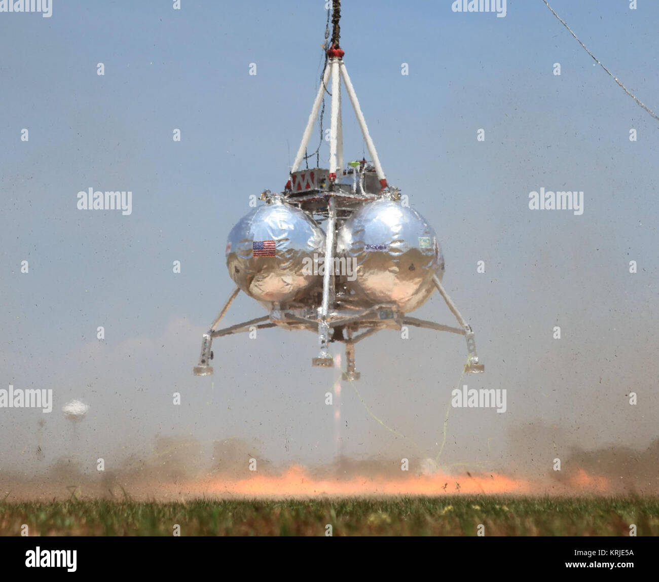 Autonomous spacecraft hi-res stock photography and images - Alamy