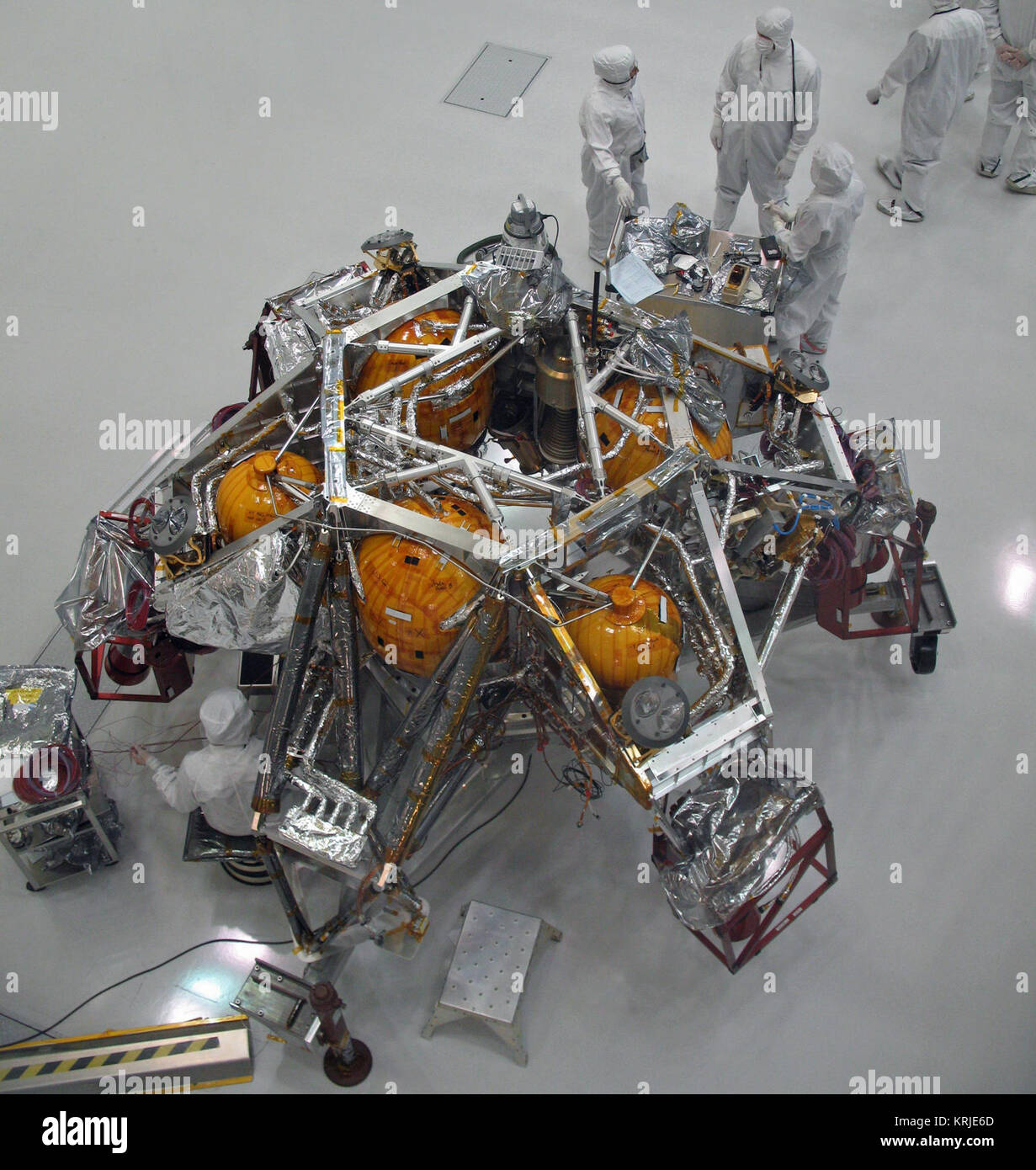 Descentstage hi-res stock photography and images - Alamy