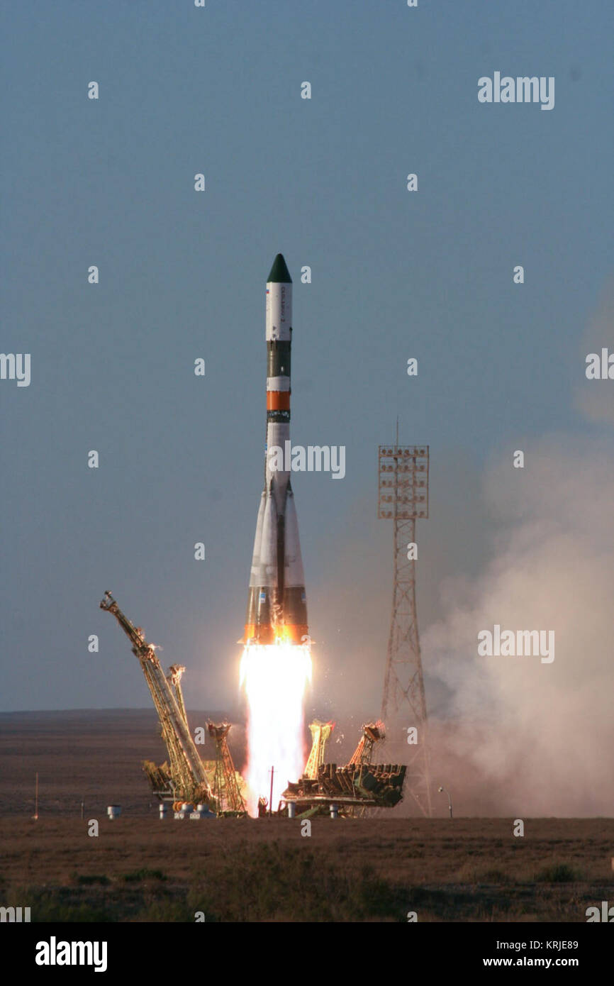 Progress M-11M (43P) launch occurred on time at GMT 172/14:38:15.013 ...