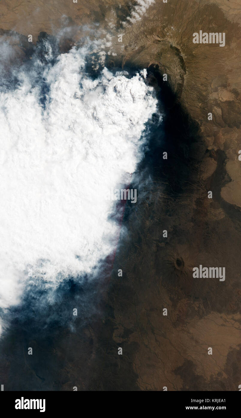 Detailed View of Erupting Nabro Volcano Stock Photo - Alamy