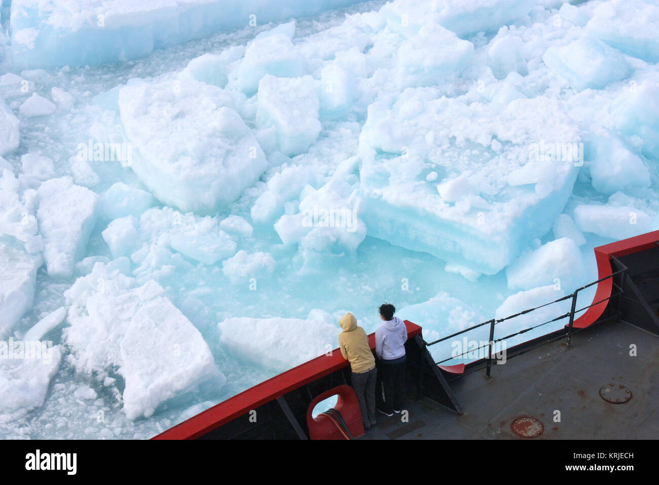 Through the ice hi-res stock photography and images - Alamy