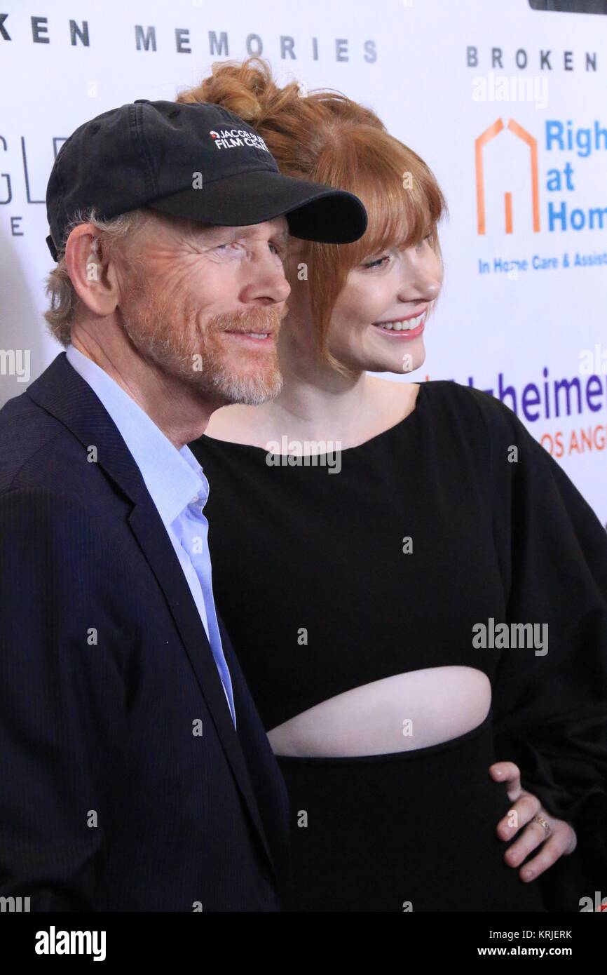 Bryce dallas howard and ron howard hi-res stock photography and images ...