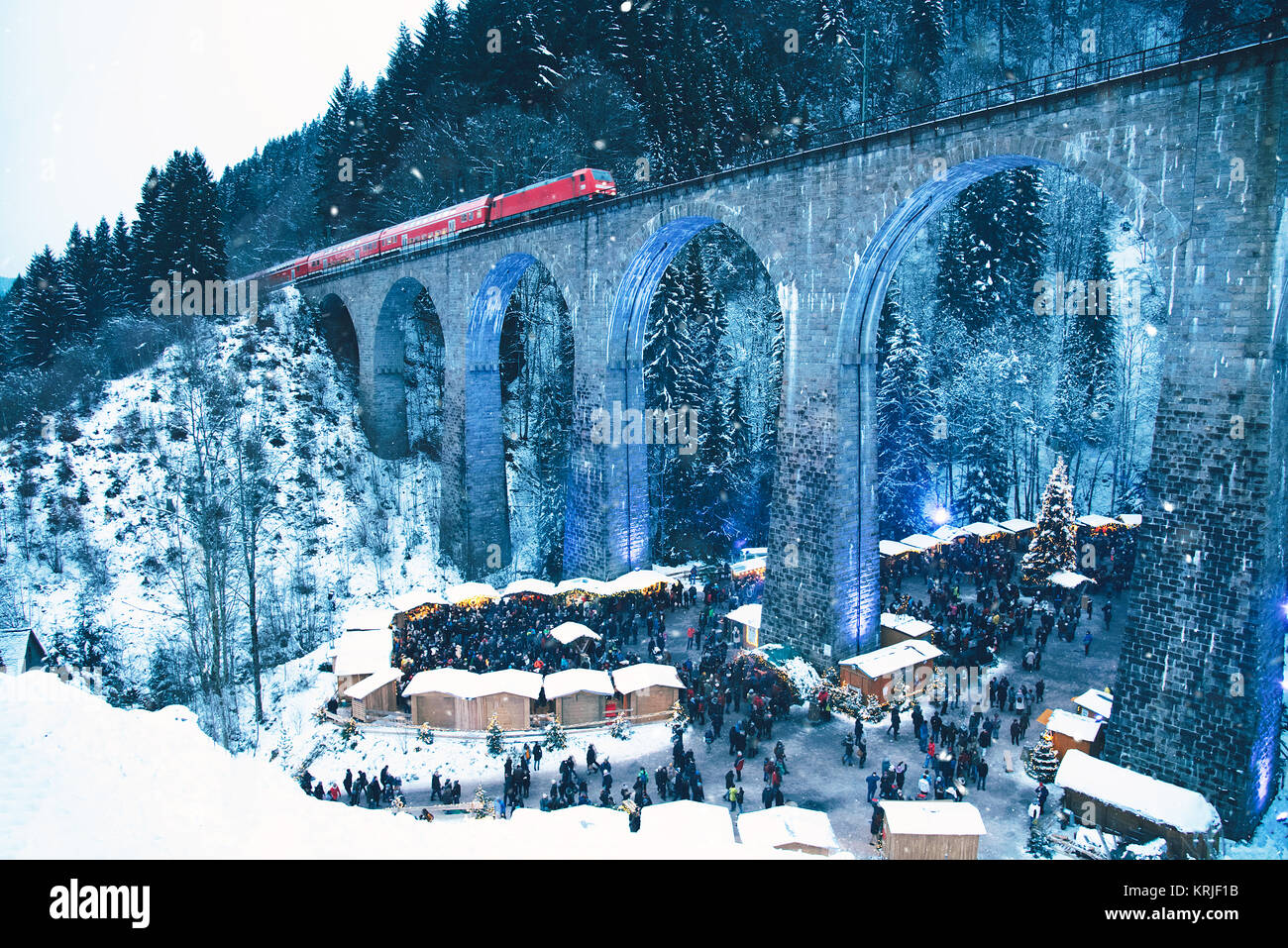 Traditional christmas market in the Ravenna gorge, Germany. Amazing ...