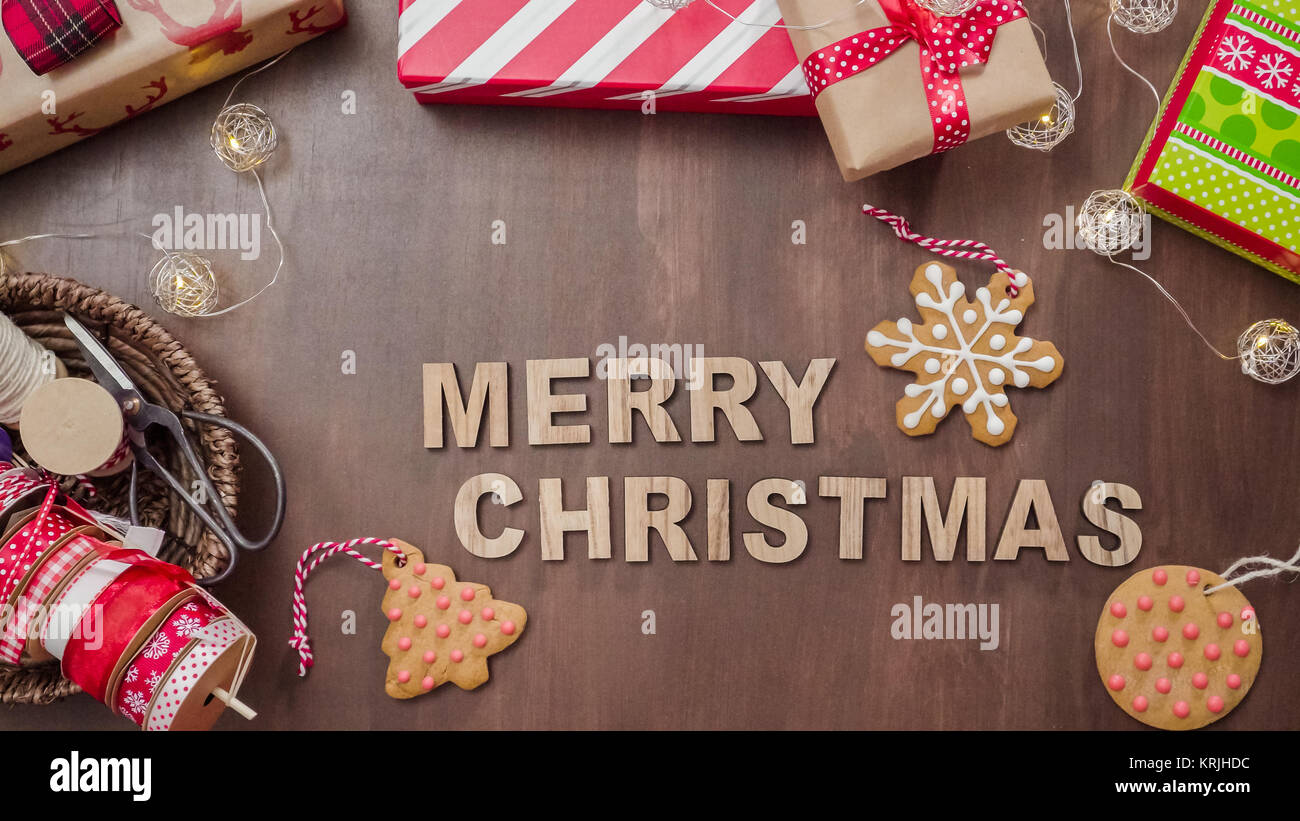 Packaging traditional home made gingerbread cookies as food gifts Stock ...