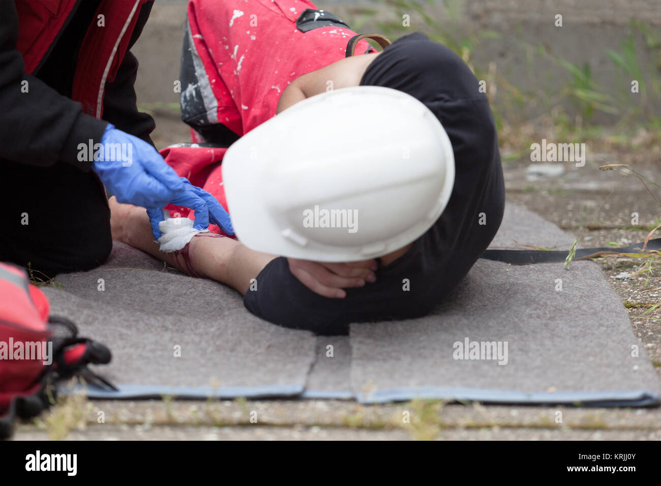 Work accident. First aid training Stock Photo - Alamy