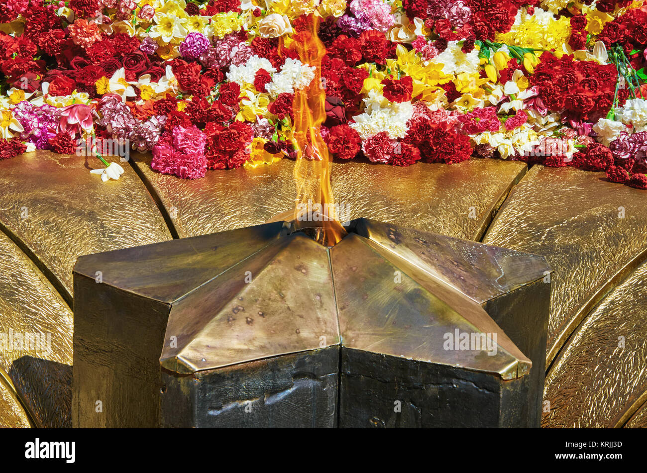 Star burning fire flames symbol hi-res stock photography and images - Alamy