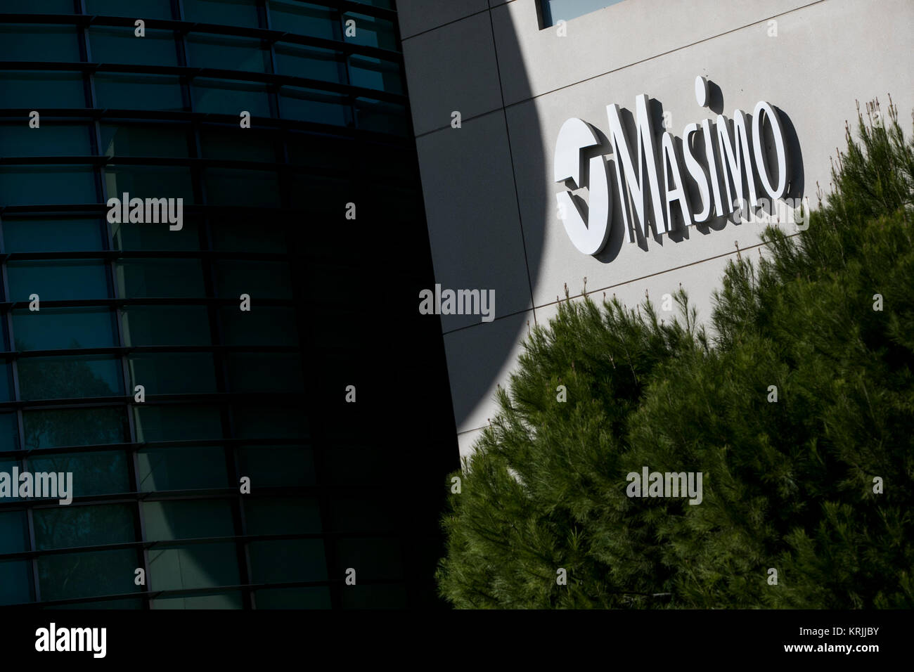 Masimo logo hi-res stock photography and images - Alamy