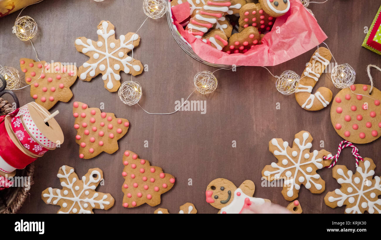 Packaging traditional home made gingerbread cookies as food gifts Stock ...