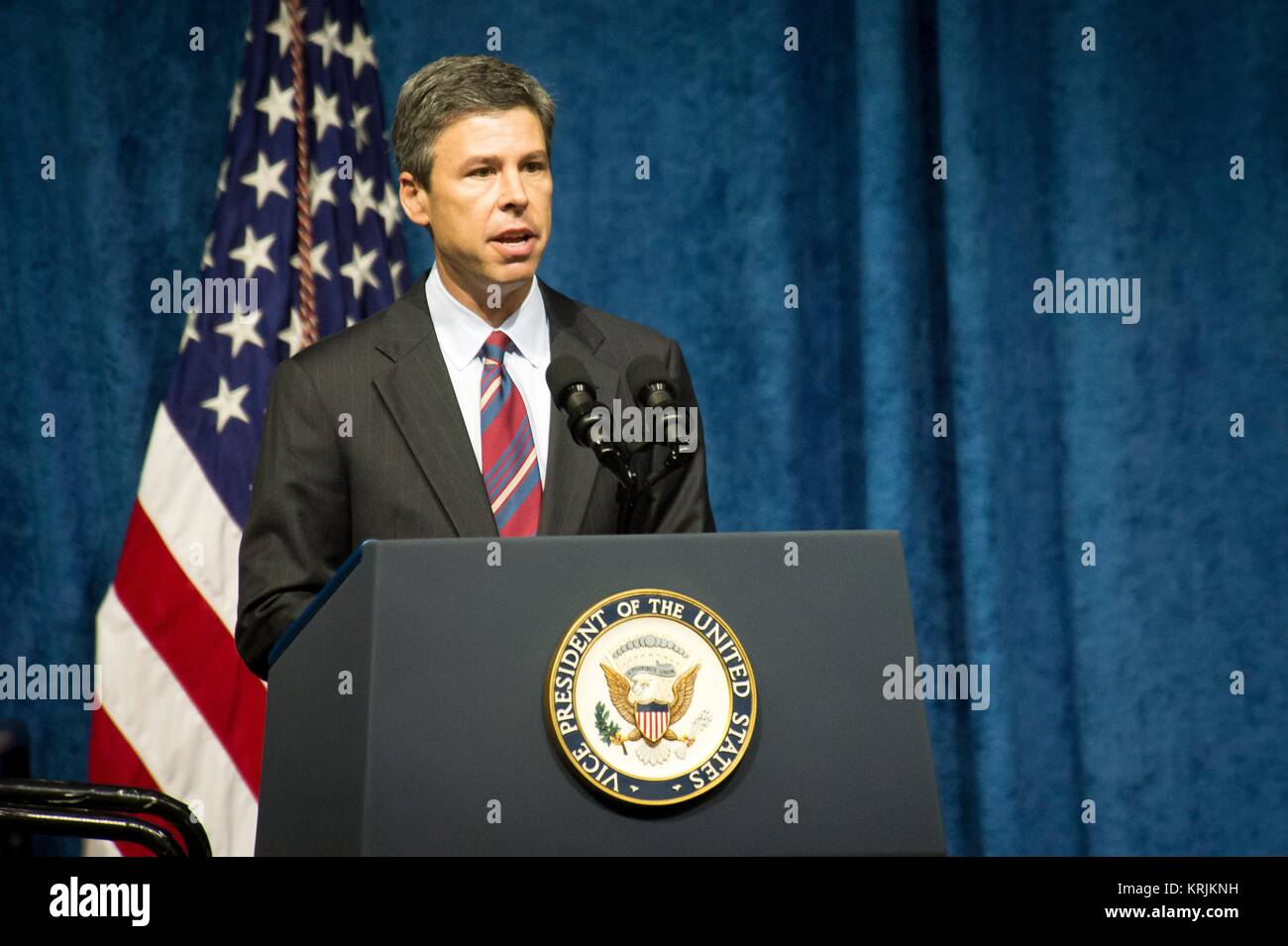 U.S. Chattanooga Mayor Andy Berke speaks during a memorial service for ...