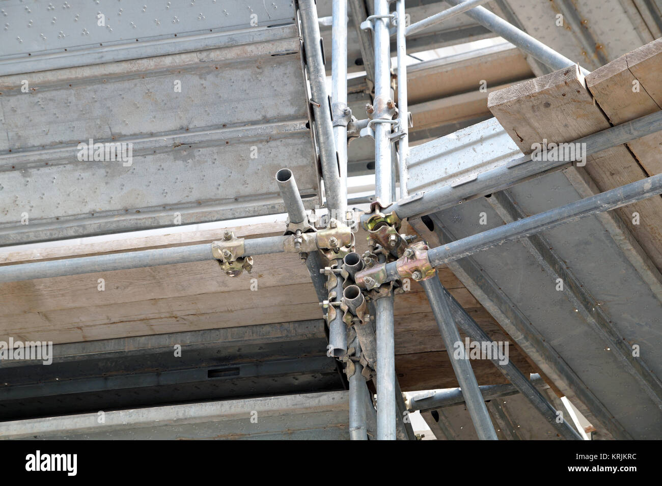 Tube and clamp scaffold hi-res stock photography and images - Alamy