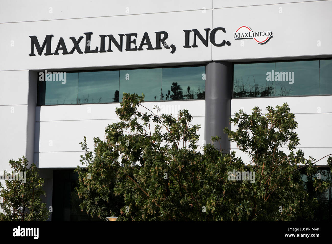 Maxlinear hi-res stock photography and images - Alamy