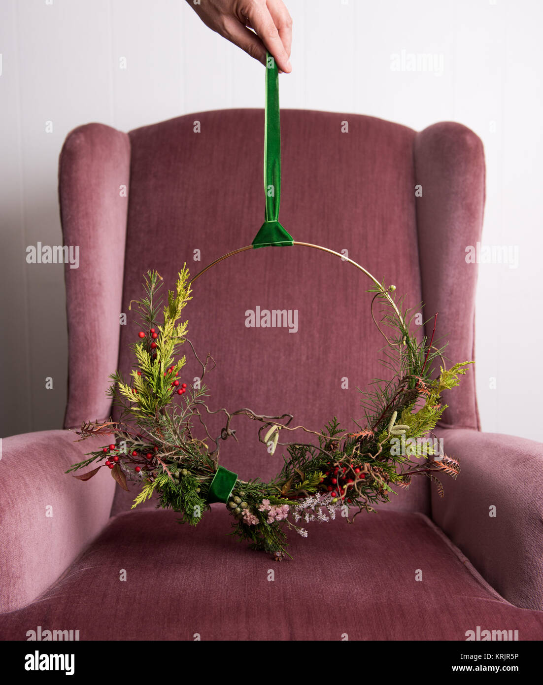 Simple Christmas Wreath on Pink Background Stock Photo - Alamy