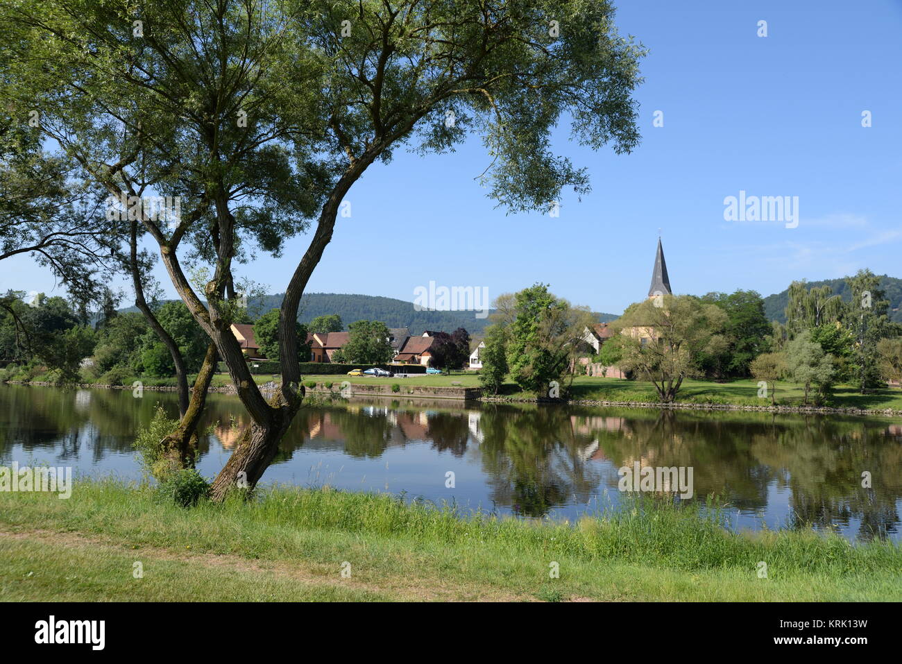 kleinheubach, main, ufer, fluss, spiegelung, kirche, altstadt ...